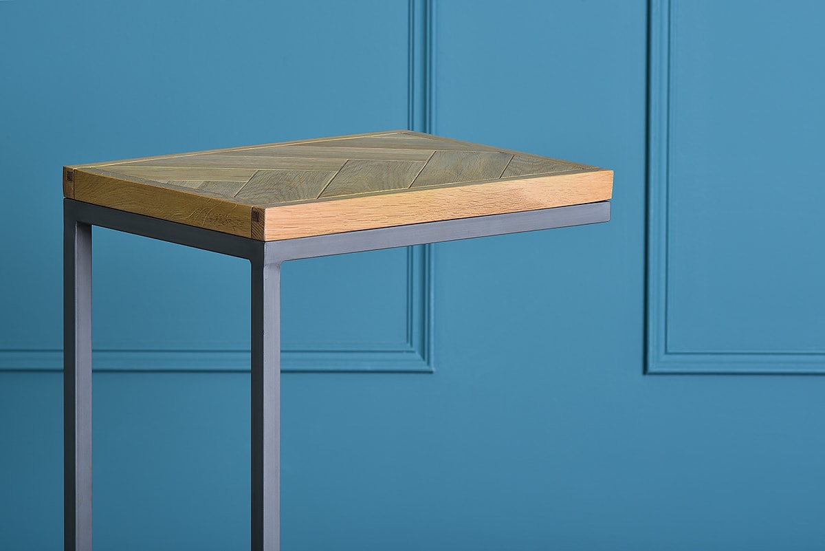 Calia Oak Laptop Table - Archives