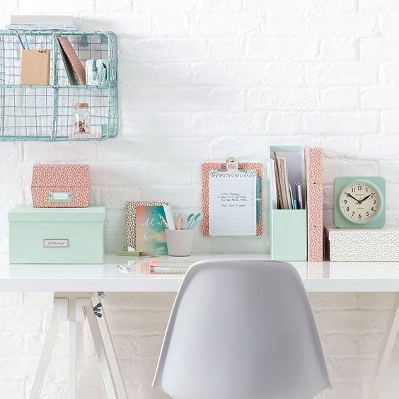 Trend Report: Pastels Aplenty! - Post